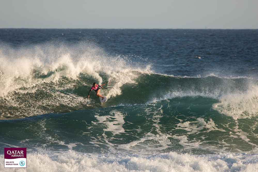 Moona Whyte conquista due volte la corona delle onde - Kitesurfing.it ...